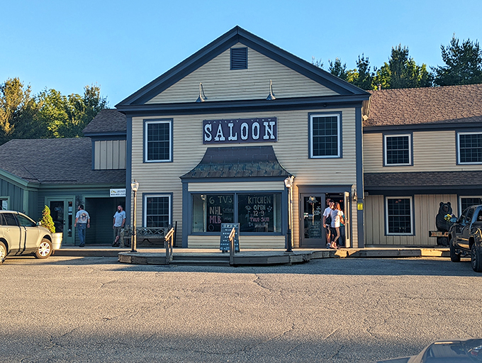 Like a cozy frontier outpost in the Green Mountains, Valley View Saloon's classic New England architecture invites you in for comfort and warmth.