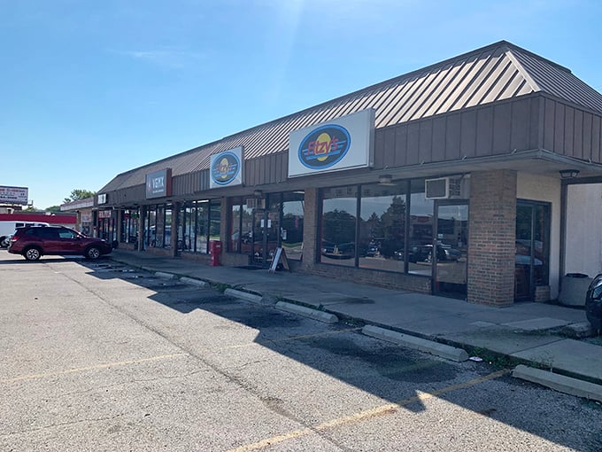 Unassuming on the outside, extraordinary on the inside! Fitzy's may look like your average strip mall eatery, but don't judge this book by its cover.