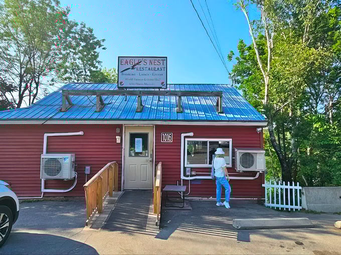 Welcome to seafood paradise! Eagle's Nest Restaurant's cheery red exterior promises a feast that'll make your taste buds sing and your stomach do a happy dance.