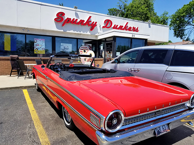 Welcome to donut paradise! Spunky Dunkers' retro sign promises a sweet escape from the everyday grind.