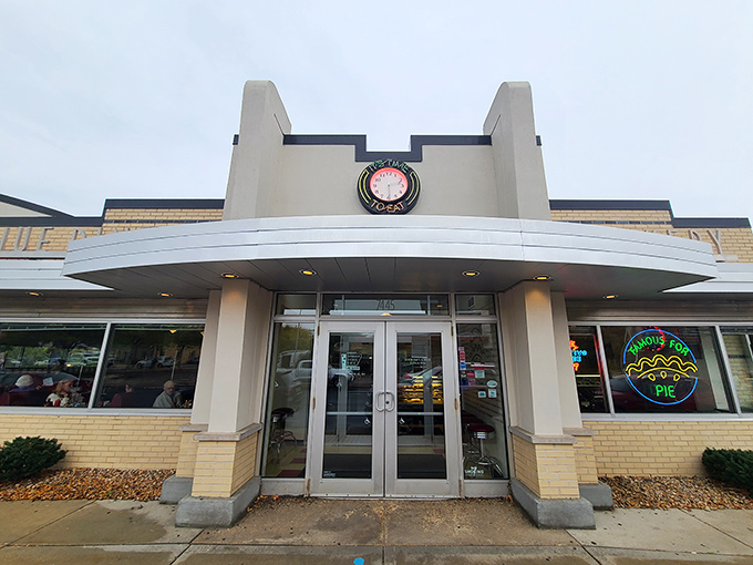 Step into a time machine disguised as a diner! This retro facade promises more than just a meal &ndash; it's a journey back to the golden age of comfort food.