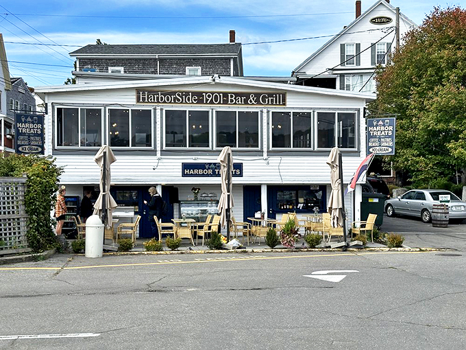 A charming white New England building that looks more like your grandmother's beach house than a sushi haven. Pure Maine magic!