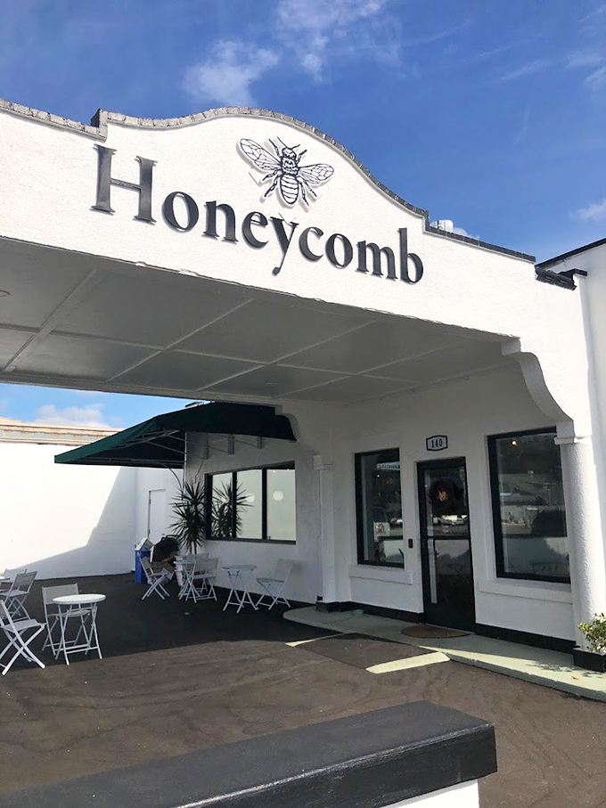 Welcome to carb heaven! Honeycomb's facade is as inviting as a warm hug from your favorite aunt. Photo credit: Cassie Cook