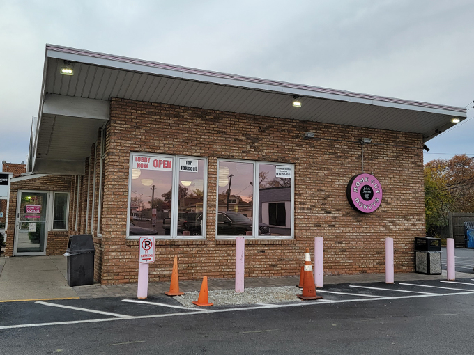 Welcome to donut paradise! Home Cut Donuts' unassuming exterior hides a world of sugary delights, like finding Willy Wonka's factory in suburbia.