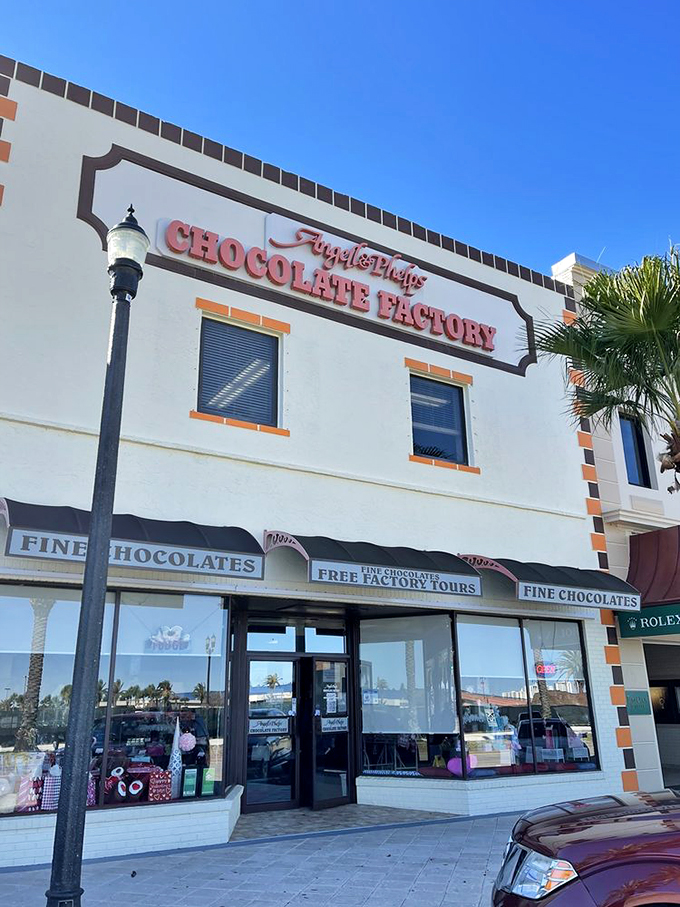 Welcome to chocolate heaven! Angell & Phelps beckons like a siren's call to sweet-toothed adventurers. It's the Willy Wonka factory of Daytona Beach, minus the Oompa Loompas.
