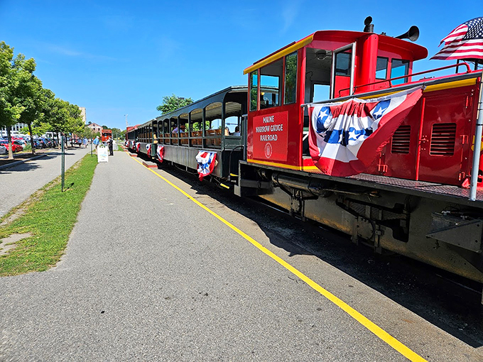 Patience is a virtue, especially when waiting for a slice of history. These passengers know good things come to those who wait&hellip; for trains.