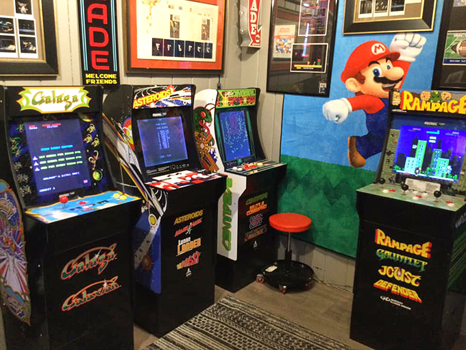 Nostalgia overload! These classic games are a blast from the past, proving that in Jerome, even the entertainment is vintage.