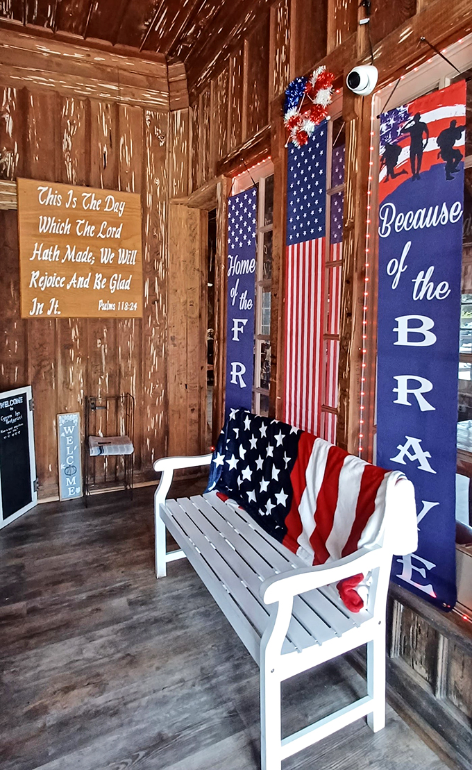 A patriotic welcome station that says "sit a spell" in the most American way possible.