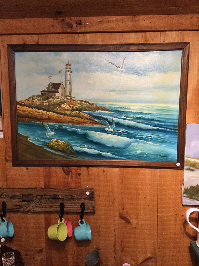 A quintessential Maine lighthouse scene that captures the romance of coastal life. Those seagulls have probably seen it all.