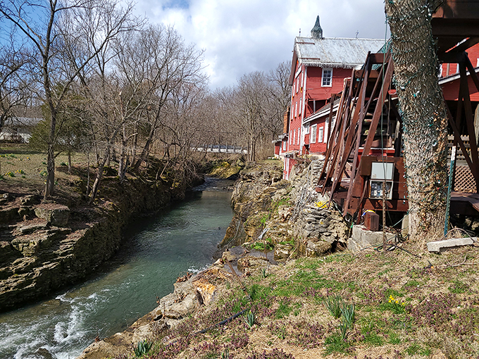 Who needs a beach when you've got this serene scene? The gentle rush of water provides the perfect white noise for your afternoon daydreams.