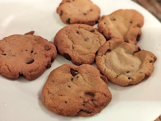Cookie monsters, rejoice! These chocolate chip beauties look like they're fresh from Grandma's oven&mdash;crisp edges, gooey centers, and all.