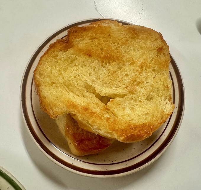 Freshly baked perfection that would make your grandmother proud. This golden-brown beauty is so good, it almost makes you forget about carb-counting... almost.