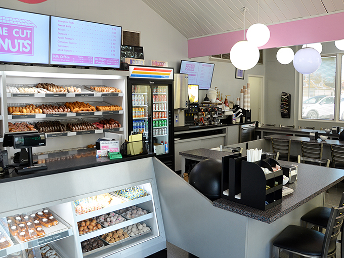 Retro chic meets donut boutique! This interior is so charming, you'll want to move in and make it your new sugar-coated home.