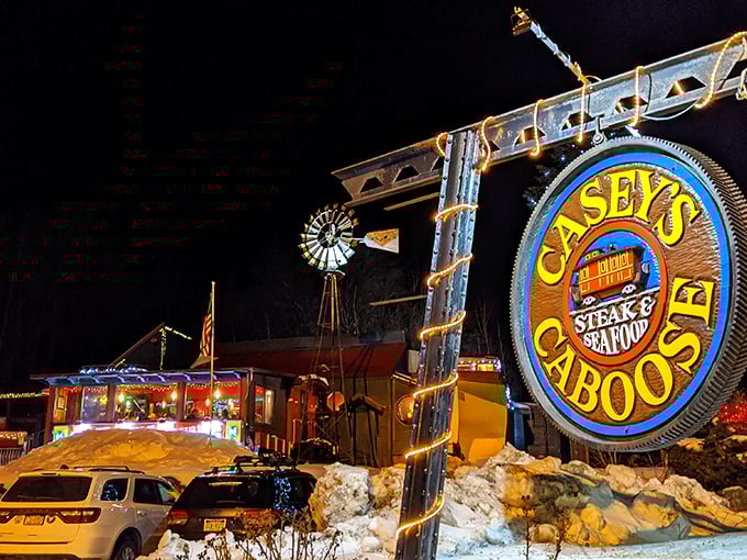 By night, Casey's transforms into a beacon of culinary delight. It's the North Star for hungry travelers and locals alike.