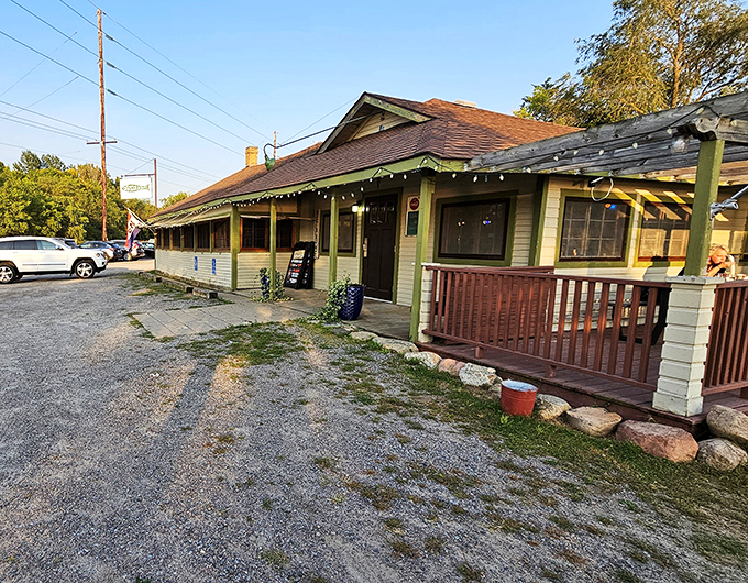 Lake views and legendary walleye. It's like your dream summer cabin, but with professional chefs.