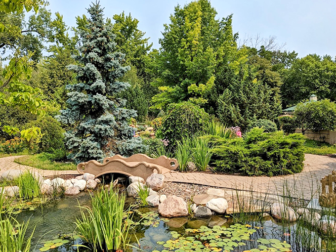 Petal paradise meets water wonderland! This floral runway leads straight to Lake Michigan's blue horizon.