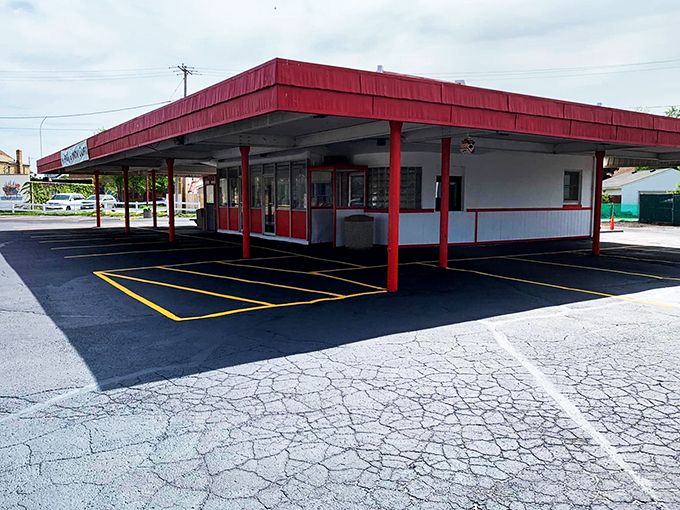 Andy's parking lot: Where every car becomes a private dining room and every meal is a trip down memory lane. No DeLorean required!