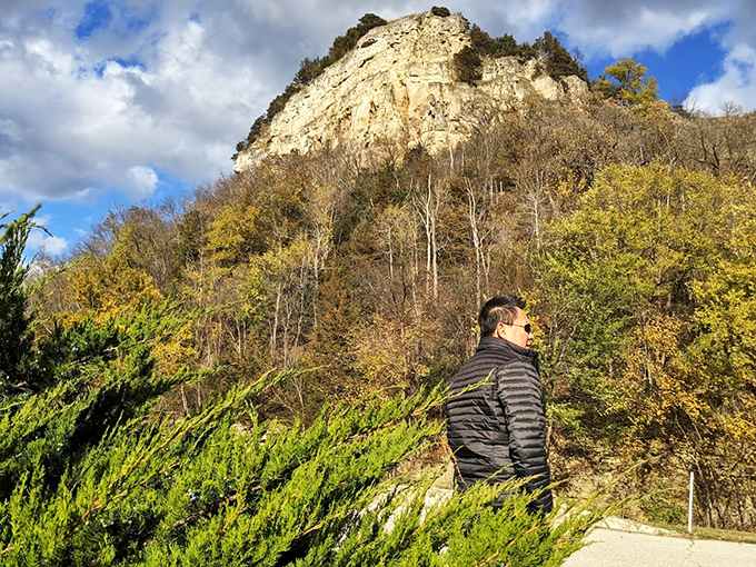 Where the earth touches the sky. Maiden Rock Bluff: proof that sometimes the best things in life are on the edge.