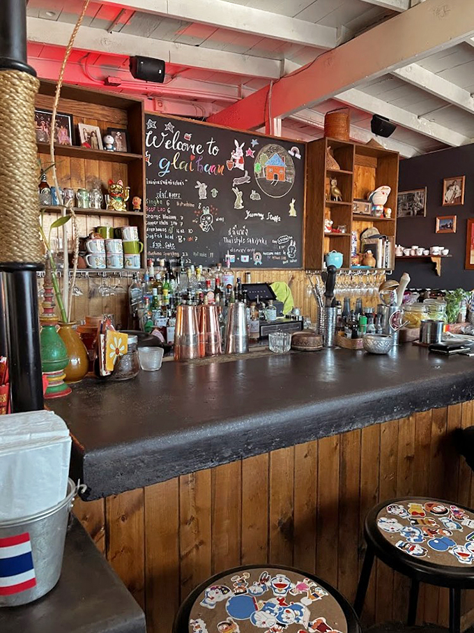 Mixology meets art at this whimsical bar. It's where your cocktail dreams come true, with a side of charm.