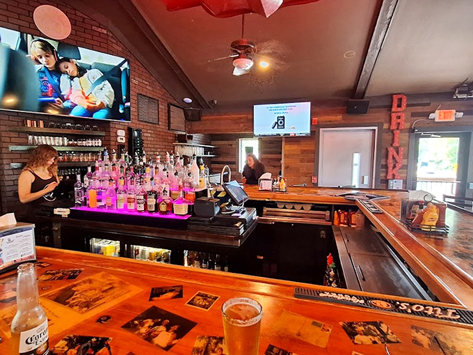 A bar so inviting, even teetotalers might be tempted. With a glow like that, you'd think they were serving liquid sunshine.