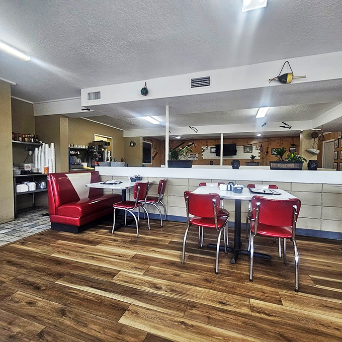 Red vinyl booths and chrome accents: it's not just a dining room, it's a portal to simpler times. Norman Rockwell would feel right at home.