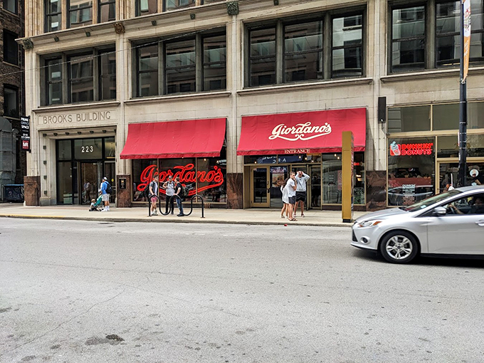 Step into Giordano's and join the pizza paparazzi. Your Instagram feed is about to get a whole lot cheesier.