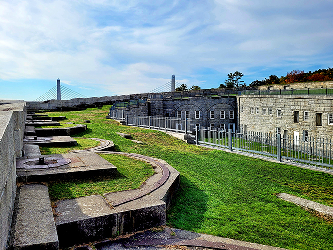 Fort Knox: Not where they keep the gold, but rich in something even better &ndash; really old cannons and cool stories.