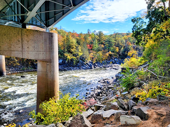 Rock formations, river boats, and rustic charm &ndash; Taylors Falls is like Mother Nature's theme park, but with better ice cream.