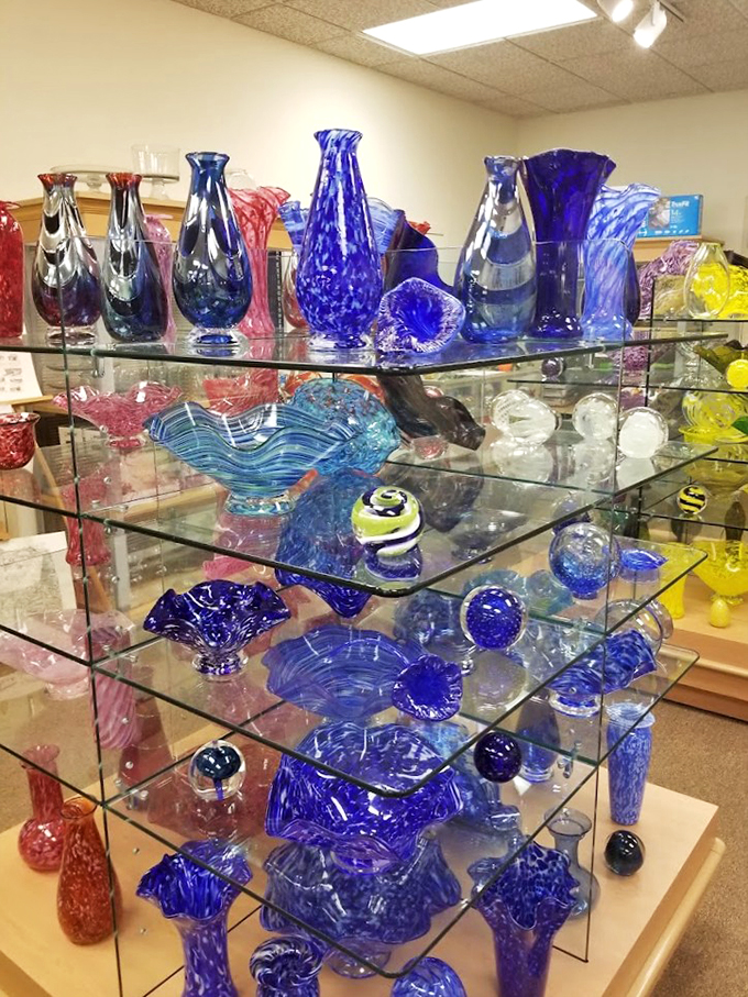 Blue period, anyone? These vases are giving Picasso a run for his money in the 'most striking use of cobalt' category.