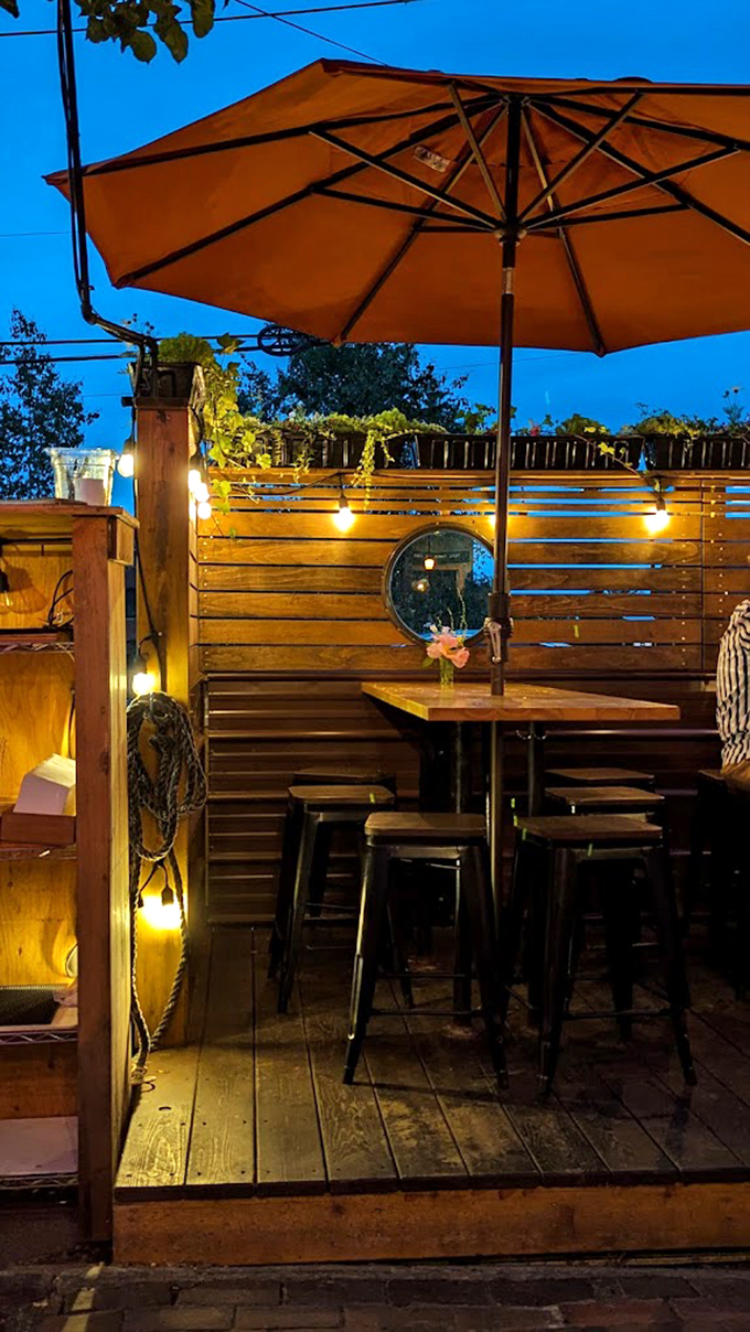 As the sun sets, Duckfat's outdoor seating becomes a cozy nook for stargazing and fry-munching. It's dinner and a show, courtesy of Mother Nature.
