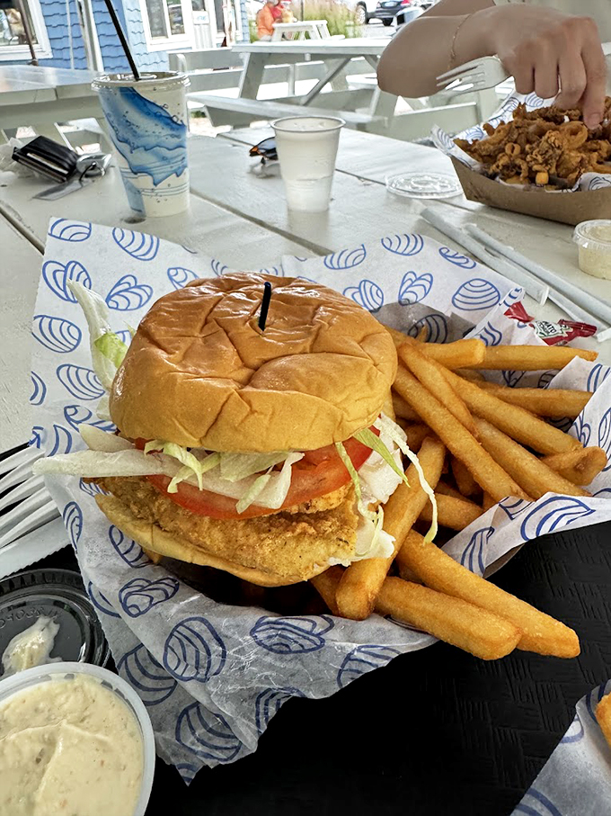 For landlubbers and seafarers alike, this classic combo proves Bob's mastery extends beyond the ocean's bounty.