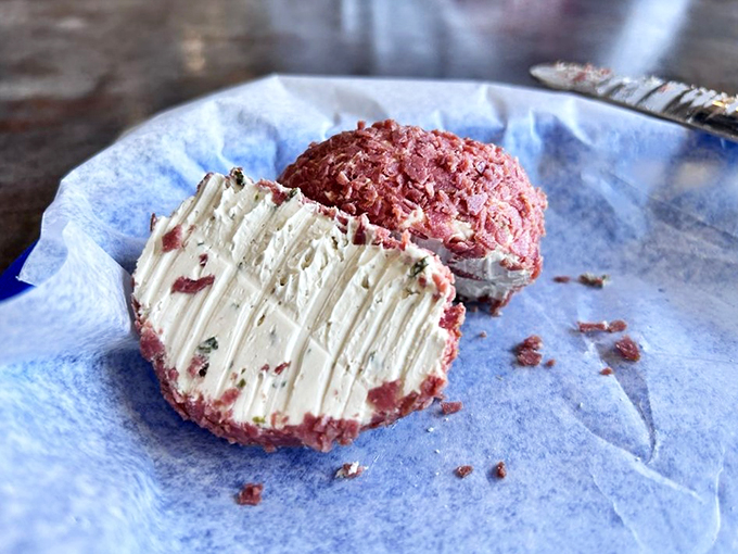 Great balls of flavor! This homemade cheeseball is more colorful than my Hawaiian shirt collection.