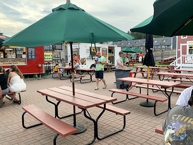 Al fresco feasting at its finest! This outdoor seating area is perfect for soaking up Maine's summer vibes.