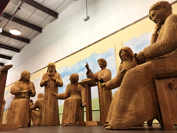 Who wood have thought? These intricate wooden figures bring biblical stories to life with such detail, you'll swear they're about to start chatting.