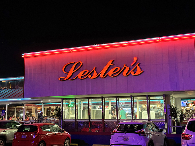 By day, it's retro cool. By night, it's a neon-lit beacon of comfort food. Lester's is always ready to serve.