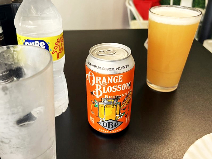 Florida's own Orange Blossom Brewing adds local flavor to this pizza paradise, perfect for washing down a slice or two.