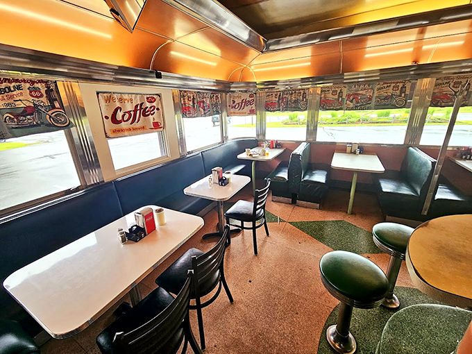Slide into these booths and you're practically family. The retro vibes are so strong, you half expect the Fonz to walk in any minute.