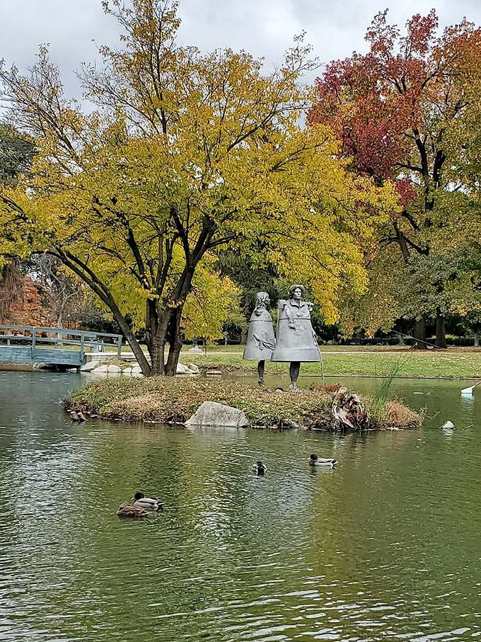 Who needs the Rhine when you've got this serene scene? It's a little slice of tranquility, complete with ducks and thought-provoking statues.