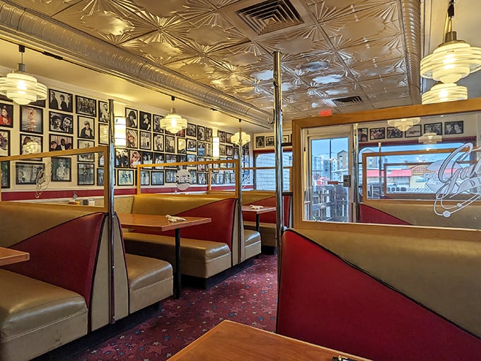 Slide into these booths and slide back in time! The only thing missing is The Fonz giving you a thumbs up.