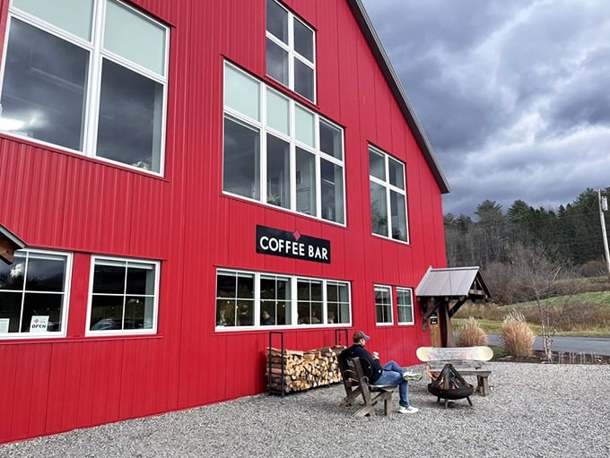 Red, rad, and ready for java! This coffee bar proves that sometimes, the best things in life come in big, barn-shaped packages.