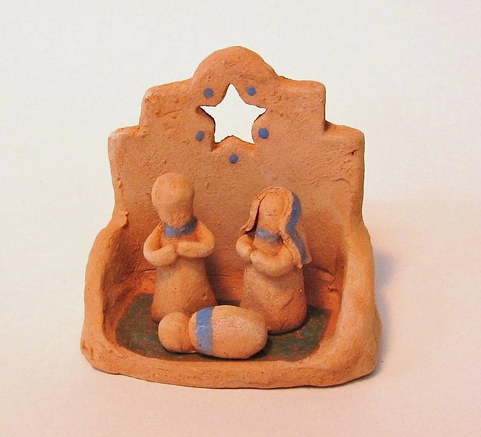 It's a nativity scene that is crafted with love! This miniature craft made of clay comes in different variations proving good things come in small packages, especially at Christmas.