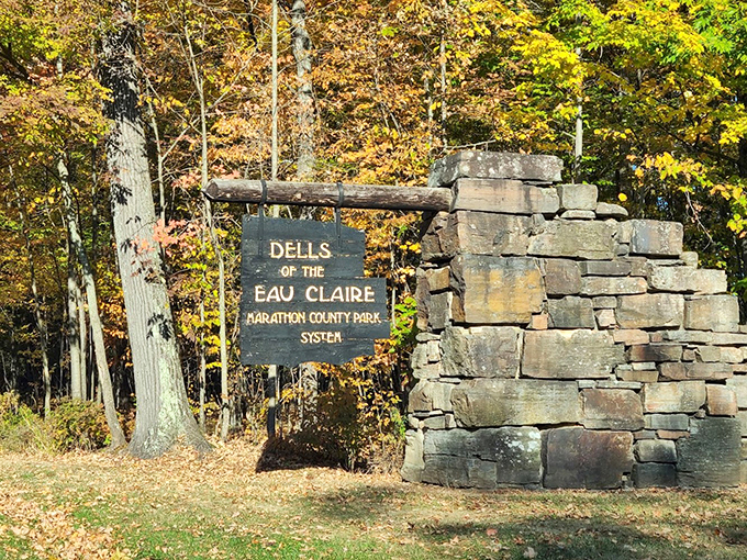 Dells of the Eau Claire: Where 'Marathon' refers to how long you'll want to stay, not how far you have to run!