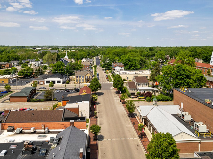 Step into a Norman Rockwell painting! Lebanon's downtown is so picturesque, you'll want to frame the whole street.
