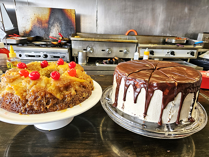 Desserts that make you wish you skipped straight to the final course. These cakes look like they could star in their own Food Network show.