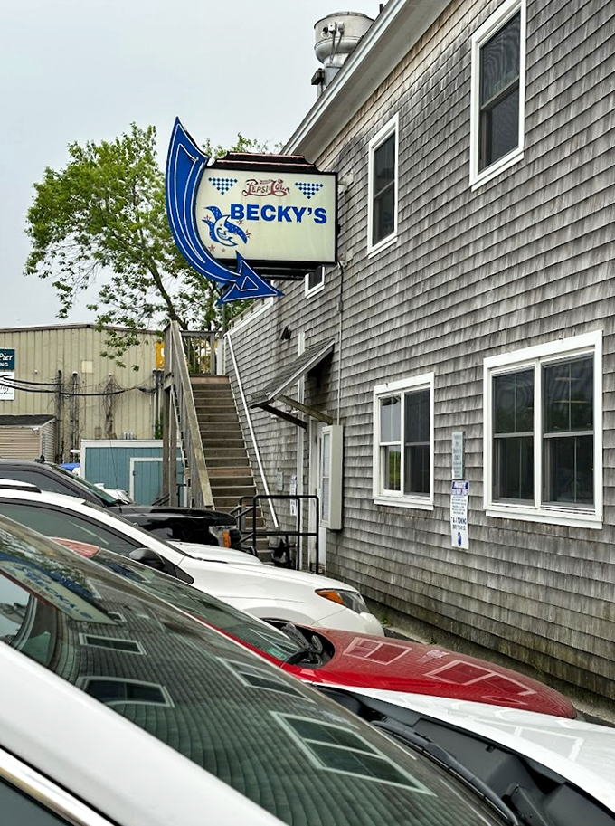 That retro arrow sign points the way to happiness, or at least to really good pancakes.