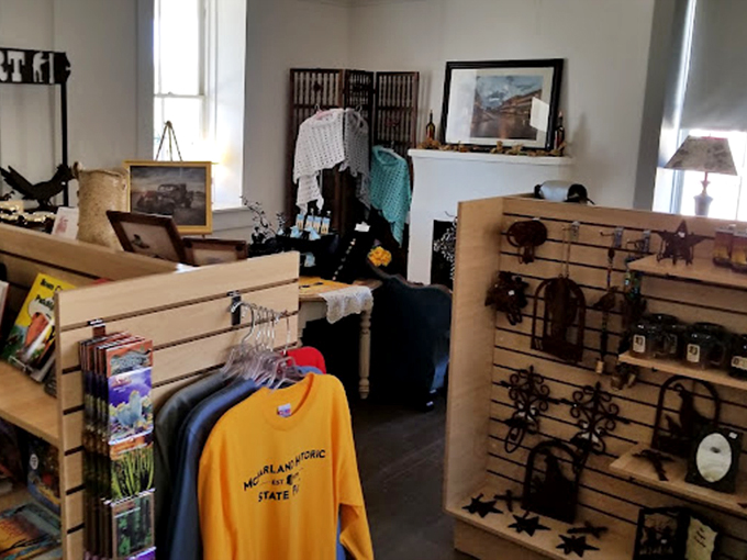 From Western art to local crafts, the gift shop offers tangible pieces of Arizona history to take home.