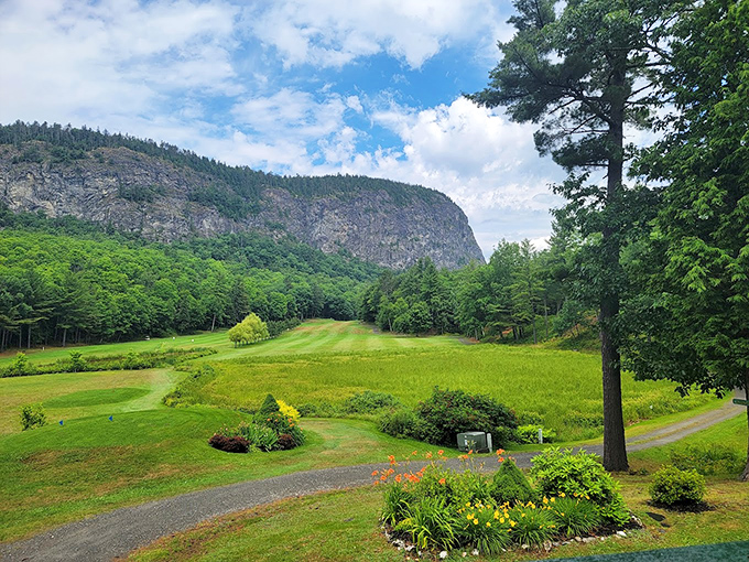 Nature's golf course architect went all out here, placing dramatic cliffs and pristine greens in perfect harmony.