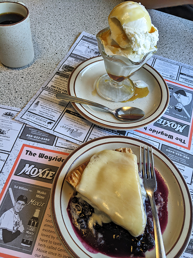 Pie &agrave; la mode: because sometimes you need to eat your feelings, and those feelings are delicious.