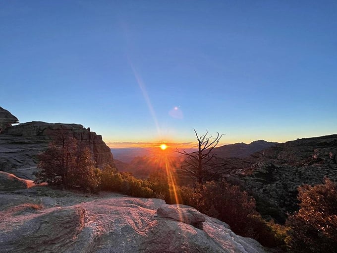 Arizona sunsets: Where the day's grand finale outshines even Broadway's best closing acts.