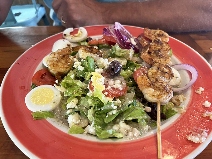 Who says you can't make friends with salad? This Greek beauty is so fresh and vibrant, it's practically doing the Zorba dance on your fork.